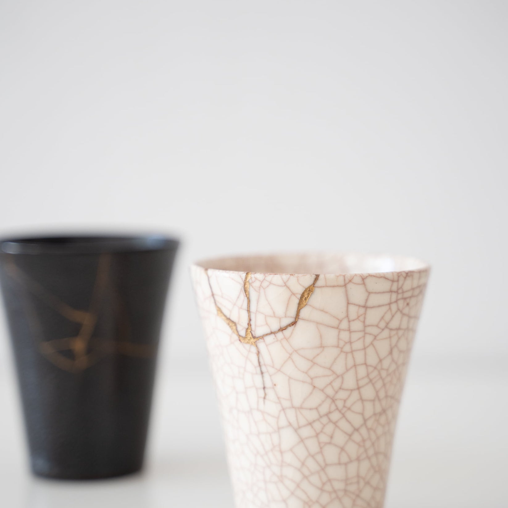 Kintsugi Cup "Vermilion Crackle" 01 | Handmade Japanese Pottery Art ...