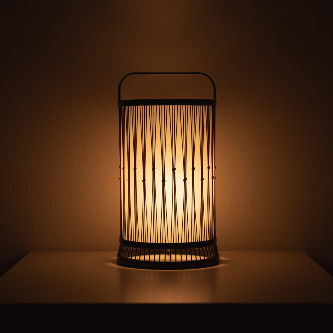 Japanese lamp & Lantern Collection | Unique Floor lamps & Table lamps ...