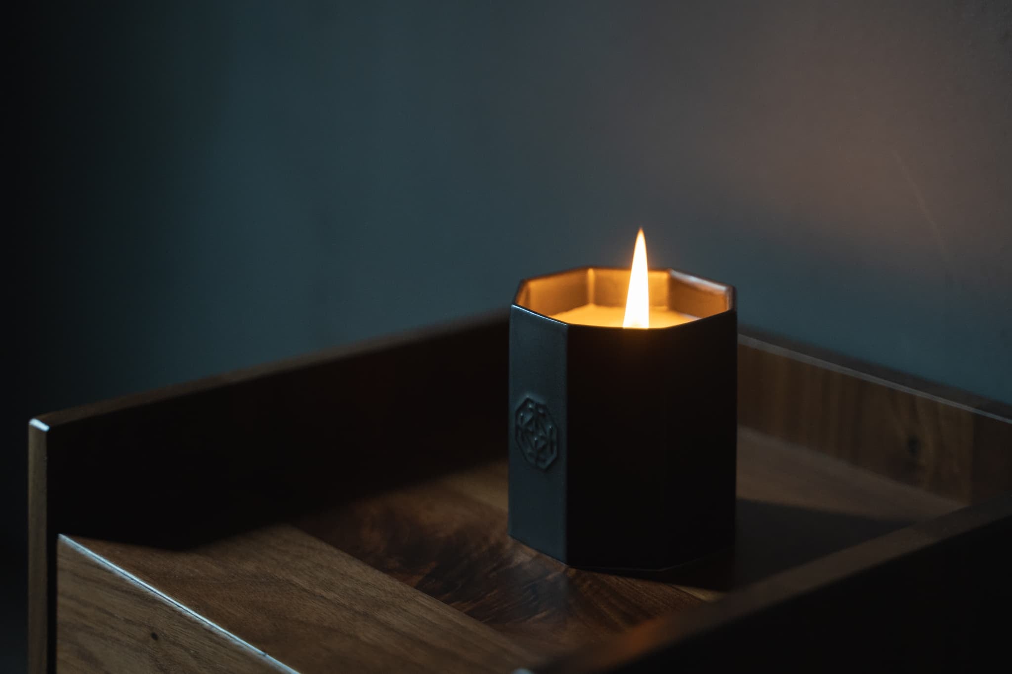 Scented Candle | Hinoki, Geranium & Sandalwood in Arita Ware Vessel ...