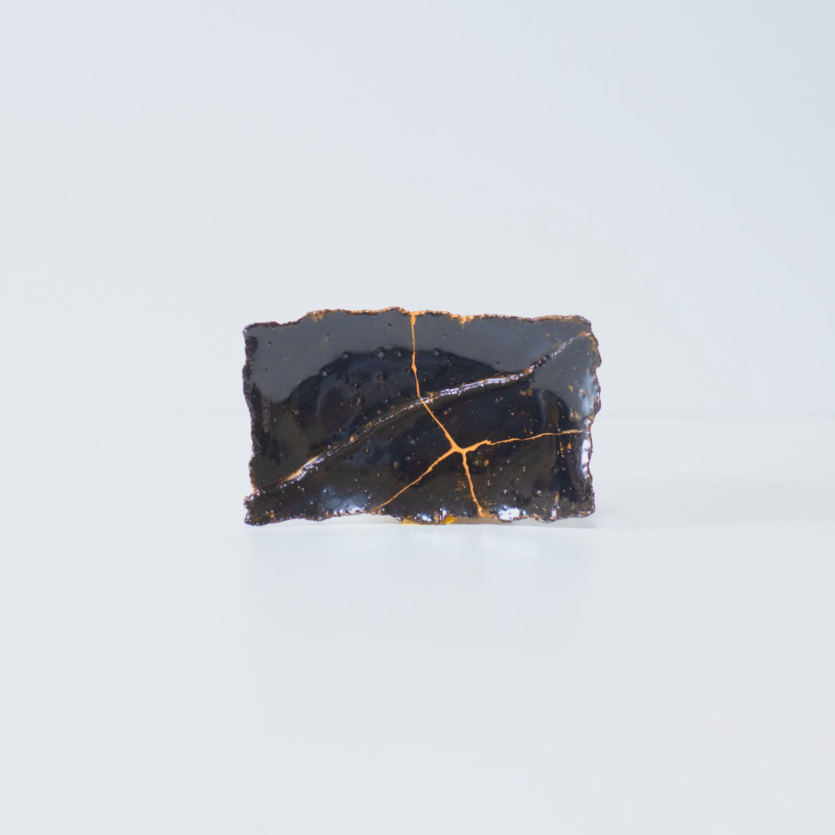 Kintsugi Plate "Tenmoku" Black 01 | Elegant Japanese Pottery Art ...