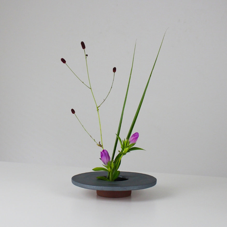 Ikebana Vases & Kenzan | 40+ Authentic Japanese Flower Vases ...